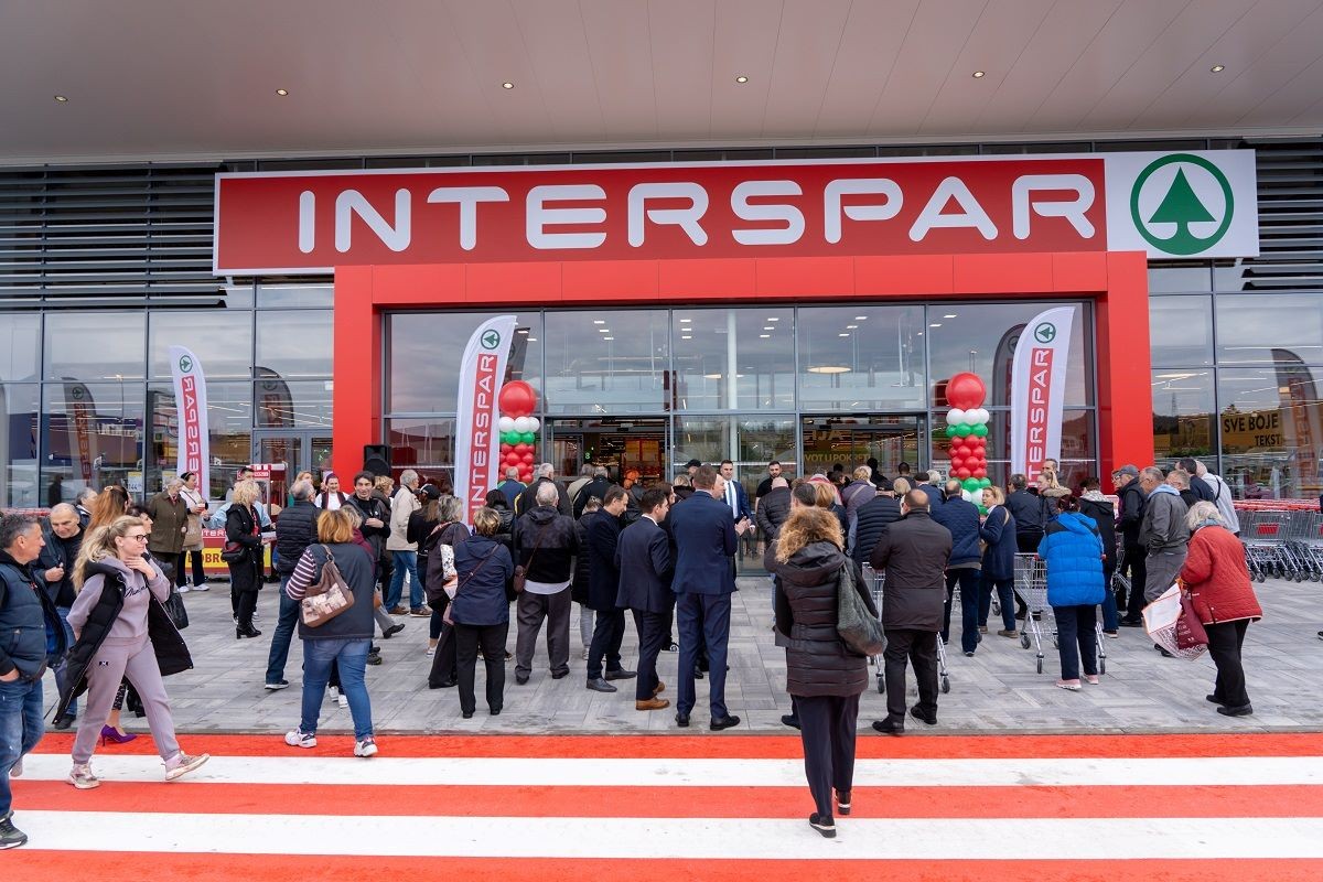 Otvoren INTERSPAR hipermarket na Kukuljanovu