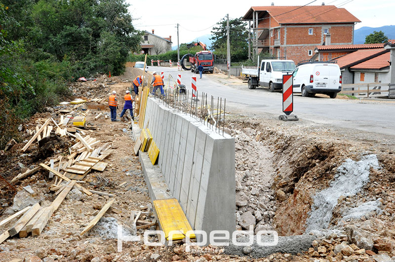 FOTO Čelnici županije obišli radove na rekonstrukciji županijske ceste ...